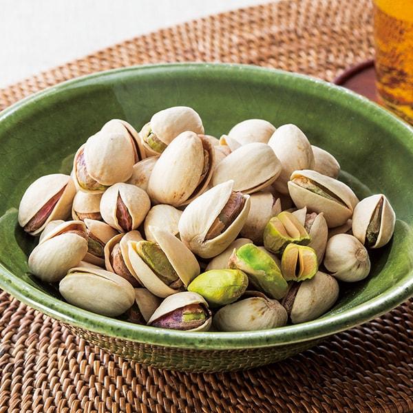 ●送料：880円（通常）あと引く美味しさについ手が伸びる！●セット内容／420g×2袋●賞味期限／製造日から常温5ヵ月●加工地／日本●原材料／ピスタチオ（アメリカ産）●特定原材料等 ／ピスタチオ[81051]