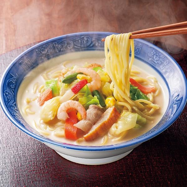 ●送料：1100円（冷凍便でのお届け、送料は別途頂きます）国産野菜使用「リンガーハット」の人気メニュー！長崎ちゃんぽん●セット内容／305ｇ（麺150ｇ、具132ｇ、スープ23ｇ）×10食●賞味期限／製造日から冷凍1年●加工地／日本●主な原...