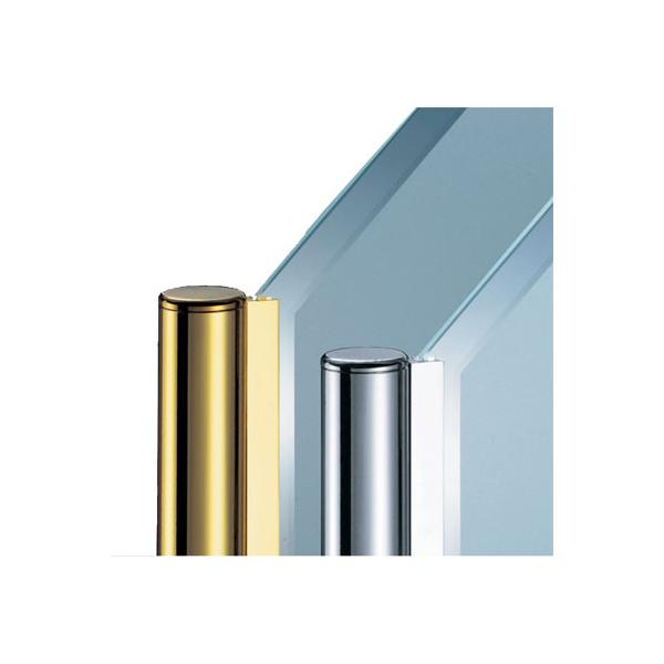 ガラスを利用した店内の間仕切りをおしゃれに仕上げます。プライベートな空間を保ちながら、より開放的に明るいお店づくりが可能になります