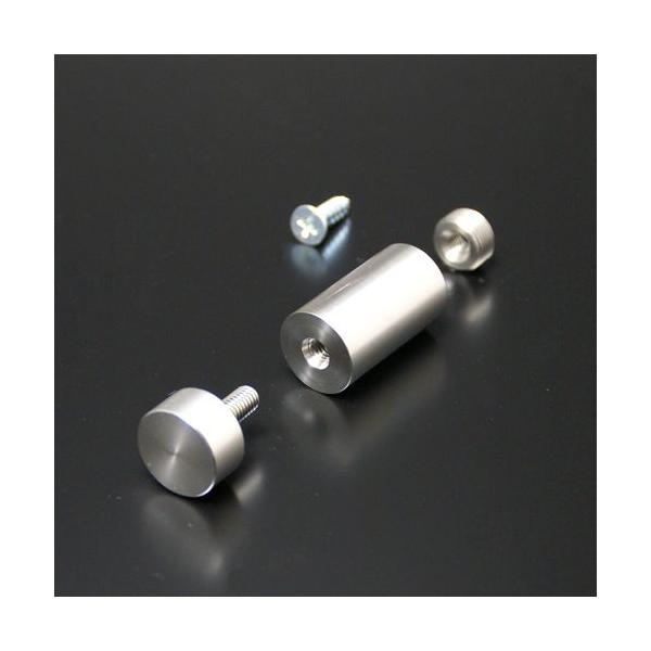 サインボードや表札、パネルの取り付けなどにご利用頂けます。壁面から少しサインなどを浮かして固定することができ、固定後もサインの入れ替えが可能なタイプの商品です。材質はステンレス製です