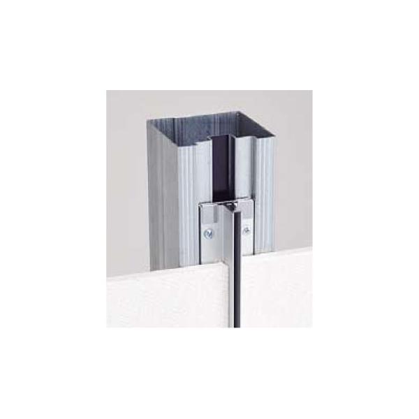 サポート（スリット柱・棚柱）やブラケット（棚受）、ハンガーパイプやフックなど店舗内での商品ディスプレイには欠かすことのできないプロ仕様の商品です。