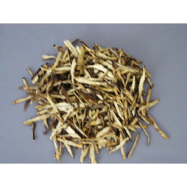 乾椎茸を一度戻して、3mmの大きさにカットしてますので、お料理等に使いやすいです。だしを取ったり、夏場には冷麺などの具材としてどうぞ。