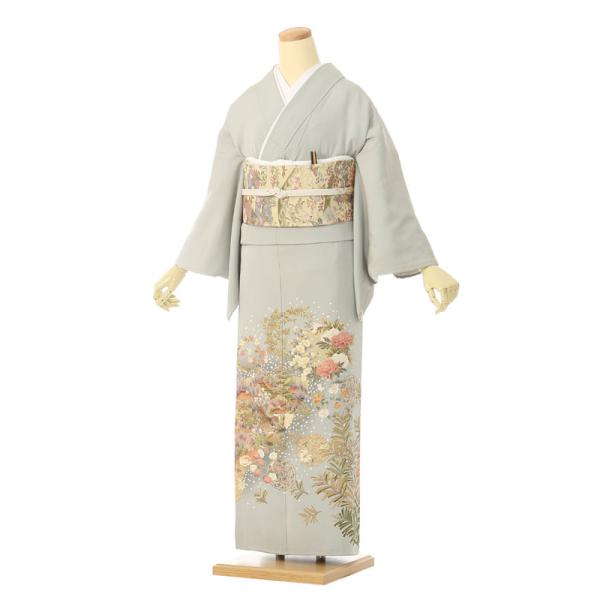 色留袖レンタル■対応身長:145〜155cmくらい■洋服サイズ:7〜13号くらい■裄:約65　身丈:約159　袖丈:約47　前幅:約25　後幅:約30(cm)■色/柄:薄グレー 山水に花■表地:正絹　裏地:比翼仕立て合成繊維※背紋1つ、後ろ...