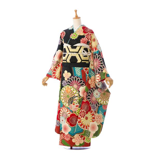 2月〜12月【振袖レンタル】■対応身長:155cm〜165cmくらい■洋服サイズ:7号〜13号くらい■身丈:約170cm 裄:約68cm 袖丈:約106cm  ■前幅:約24.5cm　後幅:約30.5cm■色/柄:中村里砂　黒地　梅菊華紋に...