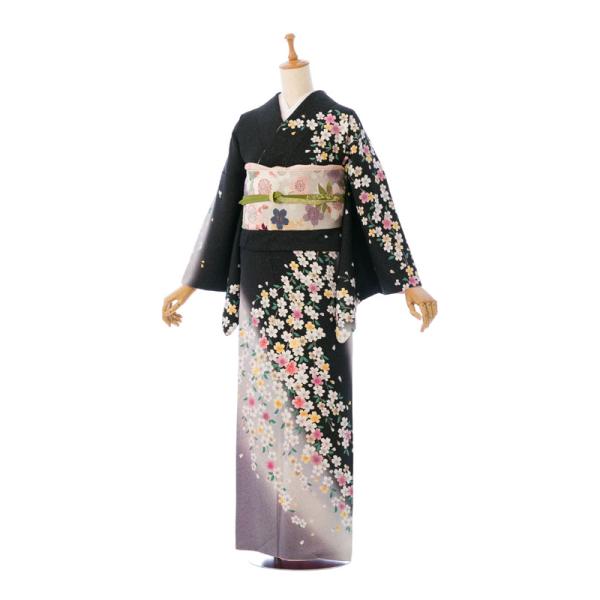 訪問着　付下げ　レンタル☆結婚式、入園、入学式、七五三などにおすすめです☆■対応身長：153cm〜163cm位まで■サイズ　：〜13号まで■身丈:163cm　裄:68cm　前幅:25cm　後幅:30.5cm　袖丈:49cm■色/柄：黒/グレ...