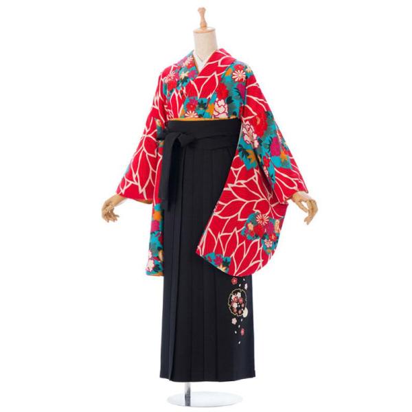☆卒業袴　レンタルセット☆R0120_H179-25-5【対応身長・洋服サイズ】■草履使用:158〜163cm前後■洋服サイズ：7号〜13号くらいまで■（約）裄:68 袴丈:95（cm）■着物 赤地　 袴  黒地■表地　着物/袴：化繊【ご用...
