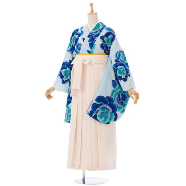 ☆卒業袴　レンタルセット☆☆蒼い薔薇R0127_H157-24-4【対応身長・洋服サイズ】■草履使用:153〜158cm前後■洋服サイズ：7号〜13号くらい■裄:約68cm　袴丈:約91cm■色/柄　着物：水色地　袴：クリーム地 ■表地　着...