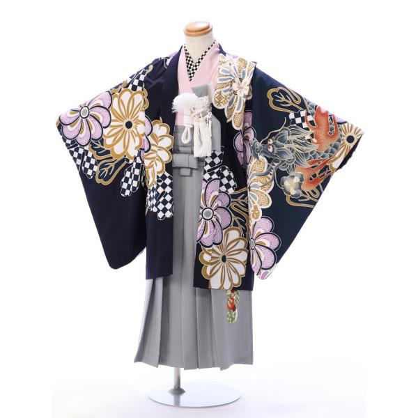 七五三レンタル　男児5才　羽織：紺地　昇龍　ねじり梅着物：薄紫地袴：グレー地　昇龍■表地/裏地：ポリエステル100％　■裄丈：約48cm　袴丈：約58cm　羽織丈：約65cm　袖丈：約48cm■対応身長　105cm〜115cm<付属品...
