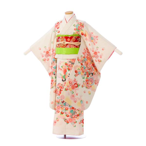 七五三レンタル　7歳女の子　着物:白地　古典柄■対応身長:約110〜120cm前後    ■（約）裄:51 身丈:134 袖丈:76 （cm）■生地:化繊<付属品　七五三　女の子7歳　16点フルセット>１）　着物２）　刺繍又は無...