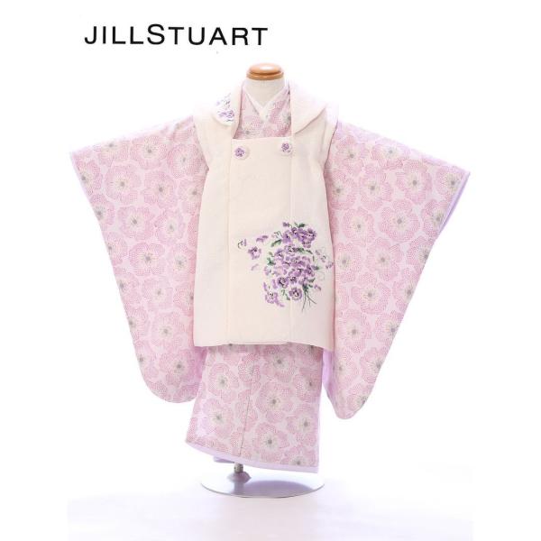 七五三レンタル　女児3歳3歳女児被布セットは　薔薇柄を敷きつめたジャガード織生地にアンティーク風刺繍を大胆にあしらった被布に胸にビジュー付きのボタン飾りをつけて新しくて懐かしい装いです被布：白　すみれ刺繍 着物：ラベンダー　薔薇柄■表地/裏...