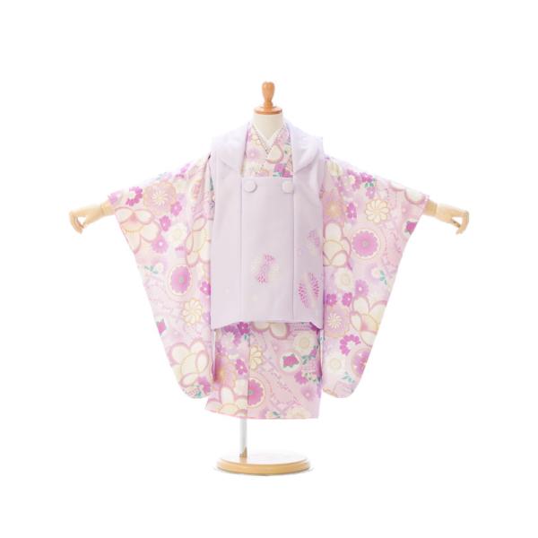 七五三着物3歳　女の子(被布)フルセットブランド 式部浪漫 KAGURA被布:ラベンダー地 菊着物:ラベンダー/ピンク地 花紋 桜 ■対応身長：90cm〜100cm前後■裄:約39cm 身丈:約76cm 袖丈:約57cm■表地/裏地:ポリエ...