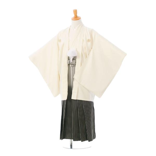 ☆ジュニア袴　レンタル☆卒業の晴れの日には紋付き袴姿で、思い出に残る1日に!!■対応身長:150〜155cm（約）羽織・着丈79 裄:66 袖丈:56 袴丈:83(cm)※肩上げ無し■色・柄羽織:オフ白紋付き着物:オフ白袴:白黒ぼかし　縞袴...