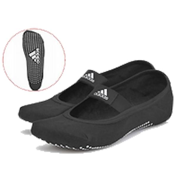 アディダス adidas ヨガソックス ブラック ADYG-30101  ADYG30101 BK　ドット柄のゴム製グリップペースと伸縮性のあるストラップでデザイン。コットン100のためソフトで通気性に優れており、最高の履き心地を提供します...