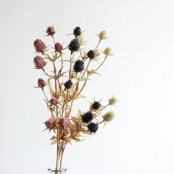 やさしい雰囲気のちいさなドライタッチエリンジウム＊写真の花器などは別売りとなります。■ドライエリンジウムスプレー（造花・未触媒）■サイズ 全長 52cm  花 1.7cm■材料　ポリエステル／ポリエチレン＊環境によって、色が微妙に違って見え...