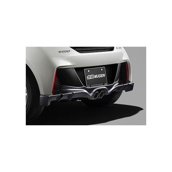 ※本商品は代引き決済をご利用いただけません。ご選択いただいた場合、異なる決済方法での再注文をご依頼させていただきますので、予めご了承ください。無限スポーツサイレンサー、標準装備マフラーのどちらにも対応するリアアンダースポイラー。ダークガンメ...