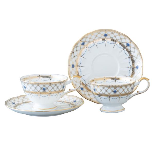 本体サイズカップ：長径123mm 短径98mm 高さ64mm 容量210cc(満水容量)ソーサー：径162mm 高さ20mmパッケージサイズ185-300-110mm素材ボーンチャイナ原産国日本機能電子レンジ、食洗機使用不可※金彩が施してあ...