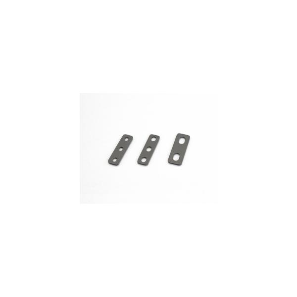 【品名】ユニバーサルステー【仕様】ストレート 70mm(2.3mm厚)　M10ボルト用/2PLCS【特徴】※必ず注意事項と商品詳細をパソコンページにて確認の上ご注文ください。【適合】汎用【備考】●1本販売●冷間圧延鋼板●ブラック塗装【注意】...