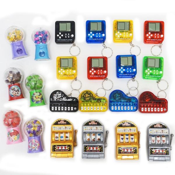 遊んで飾って二刀流おもちゃ抽選会　81名様用+予備3個【商品番号】 No.25840【商品説明】 抽選くじと抽選箱が付いているのですぐに抽選会ができるセットです。町内会やお店でお手軽にイベントができます。【セット内容】 A賞：レトロミニゲー...