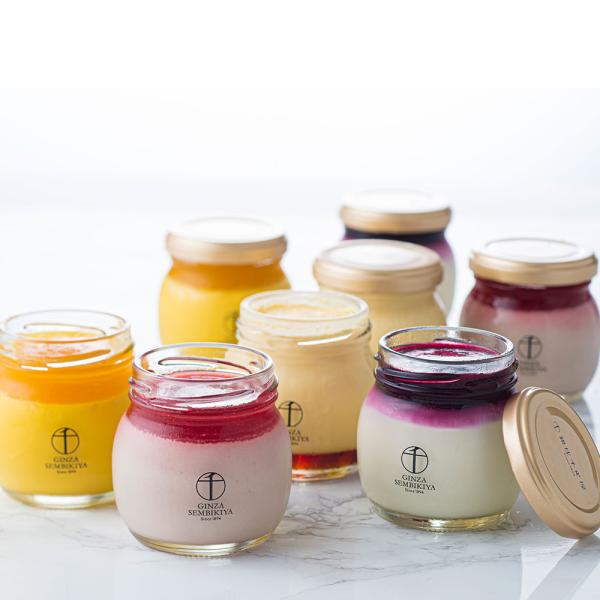 素材の個性を考えたフルーツソースの風味と味わい、滑らかな食感を楽しんでいただけるプリンです。◎ご用途に合わせてのしをお付けいたします。ご注文時にご指定ください。※のしは「短冊のし」をご用意しております。- 内容量：銀座プリン（プレーン、いち...