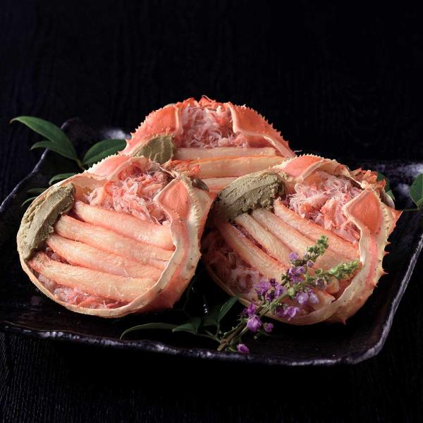 日本海で水揚げされた紅ずわいがに。茹で上げた甲羅の中に身肉、肩肉、かに味噌を詰め込んだ大人気の紅ズワイガニ甲羅盛りです。旨味のつよいズワイガニの脚肉やかに肉ほぐし身を、かにみそと一緒にご賞味ください。- 内容量：紅ずわいがに甲羅盛り80g×...