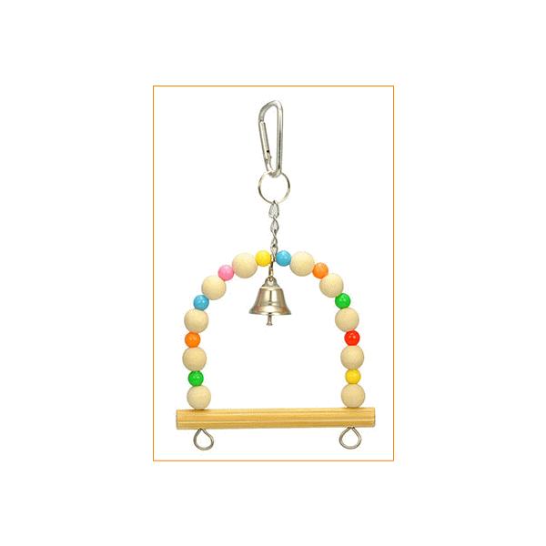 天然木をメインに使用した小鳥のおもちゃバードトイシリーズバードトイ スウィングＳサイズ：約Ｗ130×Ｄ20×Ｈ170mm・ベルが付いた、かわいい小鳥用ブランコ。メーカー：三晃商会　※ベルやカラビナなどのカラーはアソートとなっております。　　...