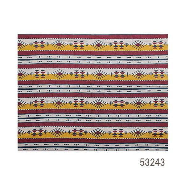 ●プリントマルチカバー　ネイティブ●ネイティブ柄がおしゃれなマルチカバーです。ざっくりとしたやさしい風合いのインド綿製で、マルチカバーでは定番の150×225cmのシングルサイズです。●ベッドカバーやソファカバー、テーブルクロス、カーテン、...