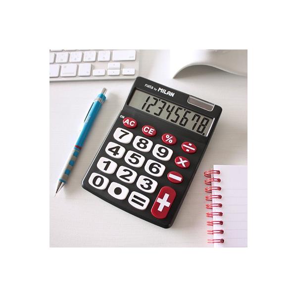 ■商品サイズ：横幅105 x 縦幅142 x 厚さ24mm ■8桁表示 ■電源：ソーラーとボタン電池併用●スペインのステーショナリーブランド「ミラン」のカルキュレーター(電卓)です。斬新なデザインやカラーで、デスクの上をスタイリッシュに演出...