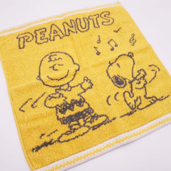 スヌーピー ハンドタオル  34×34cm 綿100％　日本製　かわいい　おしゃれ御礼、お返し プレゼントにおすすめ。汗拭き、手拭き。毎日清潔なハンカチ、タオルを　今治タオルラッピングをご希望の場合は「1100円未満商品ラッピング1点につき...