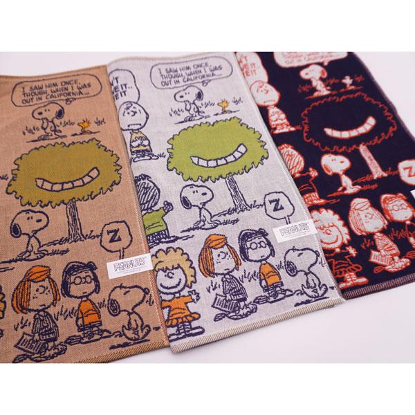 スヌーピー　ハンカチ 3重ガーゼ レディース  34×34cm  綿100％　中国製