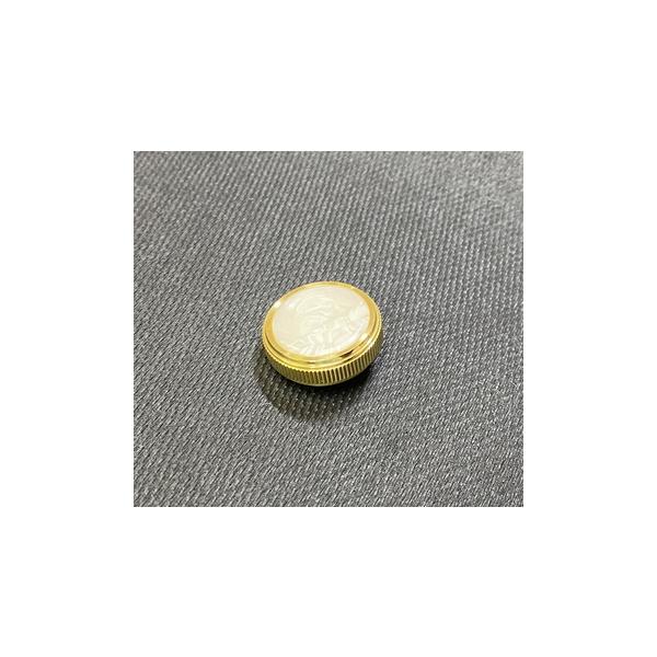 商品内容■ヤマハ 押金 (貝付き) バルブボタン■適用　チューバ スーザフォン テューバ■YBB-321/321(2)/■YEB-381■YSH-301/301(2)/301(3)/411■1個単位販売の商品です。パーツに関しては全て消耗品...