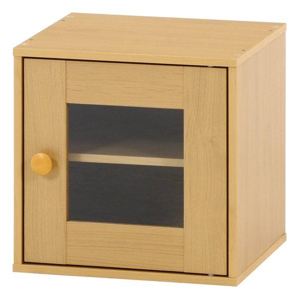 ガラス部分から中身をのぞかせるおしゃれ収納。