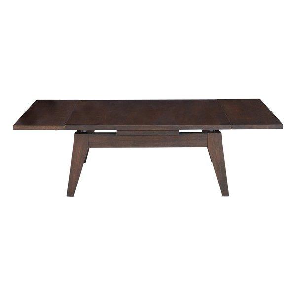 伸長式のテーブルで大人数に対応！