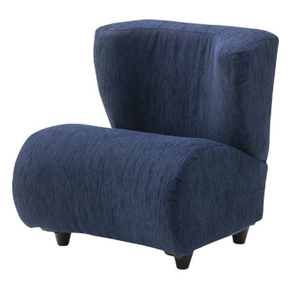 傾斜のある座面と背もたれで身体をしっかりと支えます。