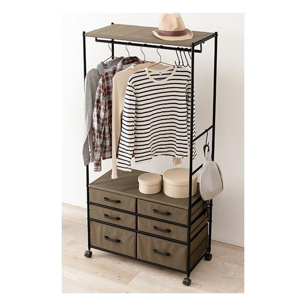 シンプルなデザインに引出し収納も兼ね備えたハンガーラック