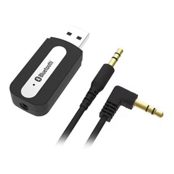 お手持ちの充電器/カーオーディオ等のUSBポートに挿して手軽に使用可能。