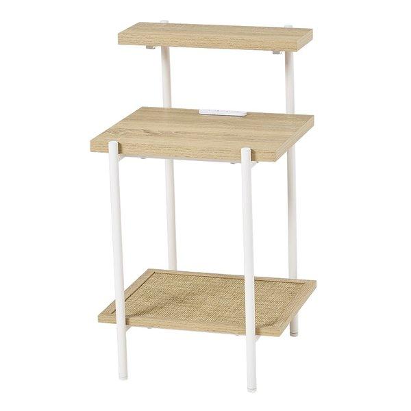 おしゃれなナイトテーブル。2口コンセント付き。