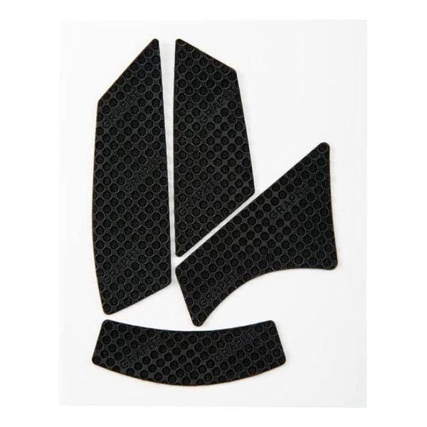 マウスに貼り付けることで、通常のマウス表面では実現できないほどの滑り止め性能が得られます。