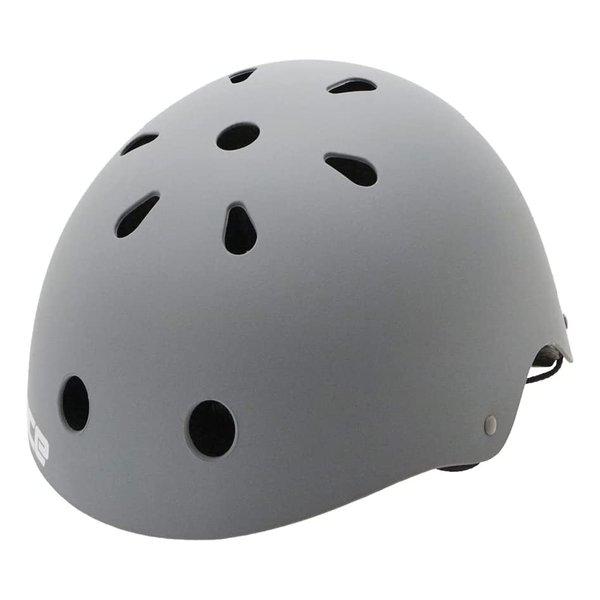 安心のSG規格適合。頭部の空気孔で効果的に換気！風通しが良いです！