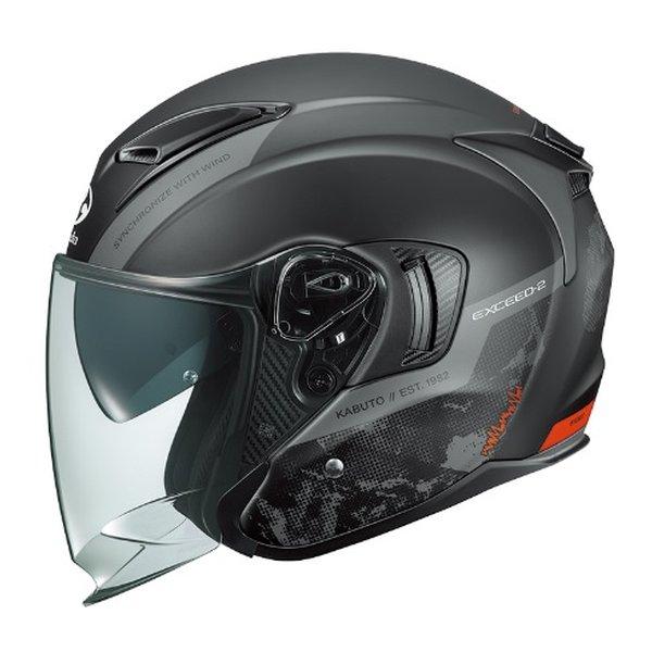 走るスタイルを選ばないアウトドアテイストデザイン。