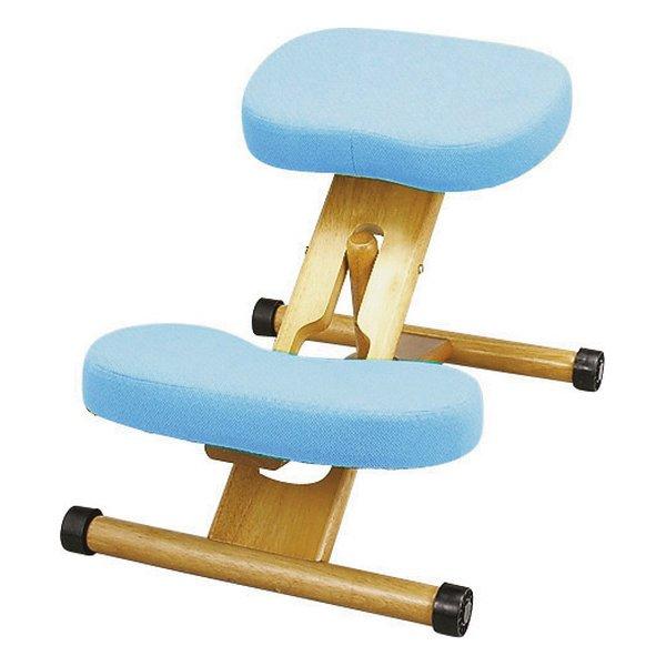 座面が傾いているので自然と背筋が伸び、理想的な姿勢を保てます