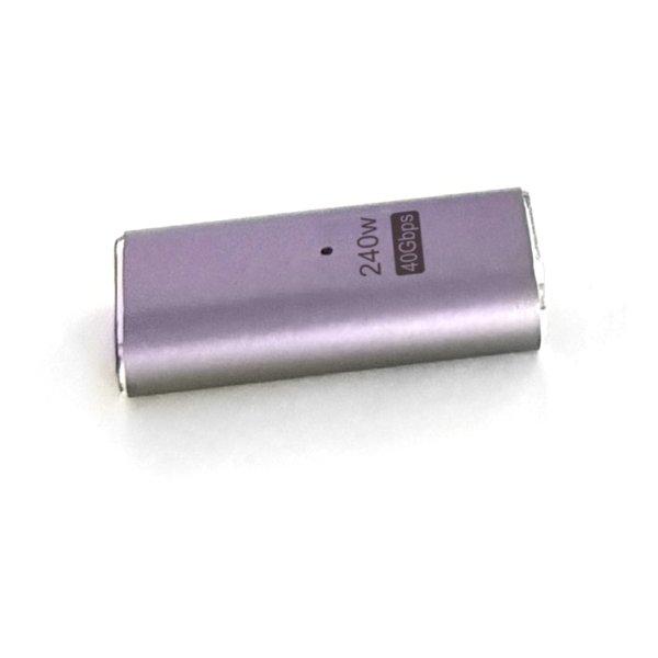 ケーブルどうしを接続し、ケーブルを延長できます。