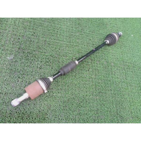 **** 商品説明を必ずご確認ください ****部品管理番号：202404036342100メーカー純正品番：44305-TTA-000部品名：右Fドライブシャフトメーカー代替品番：44305-TTA-010部品区分：リサイクル品管理品番：...