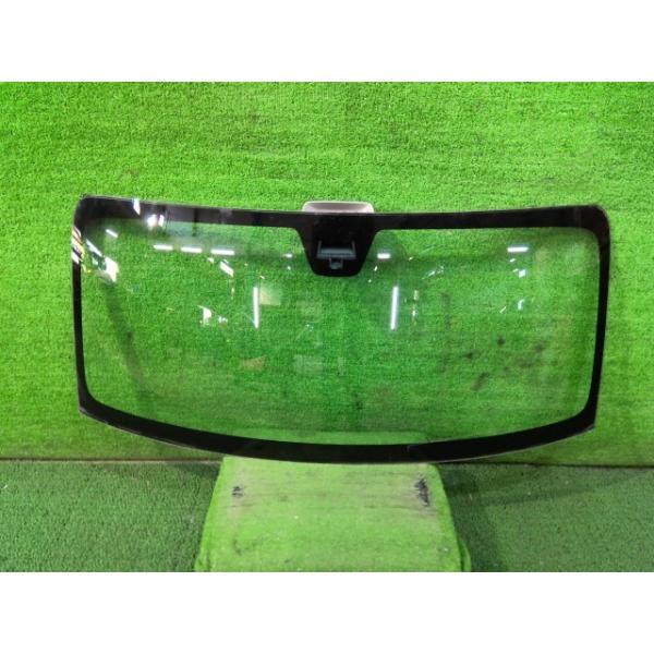 **** 商品説明を必ずご確認ください ****部品管理番号：202512018911200部品メーカー：セントラルメーカー純正品番：84510-65P11部品名：Fウインドガラス部品メーカー品番：M1A3部品区分：リサイクル品管理品番：(...