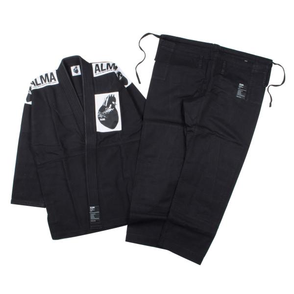 【ご購入後の当店からの連絡はご登録のメールアドレスに通知いたします。必ずご確認ください】【商品概要】カテゴリー : 柔術着適合身長 : 158~165cm用途 : 柔術【商品説明】説明重量1.3kg(サイズ平均)の軽量感と職人が仕上げる機能...