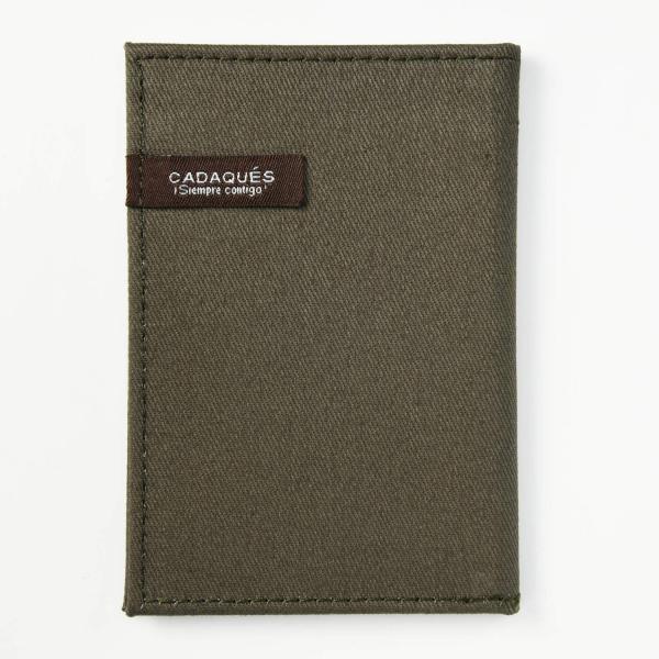 【ご購入後の当店からの連絡はご登録のメールアドレスに通知いたします。必ずご確認ください】【商品概要】【サイズ】奥行き11×幅8×高さ0.9cm【収納ポケット】5個【素材】綿（裏PVC加工）【仕様】シンプルな無地のコットン生地を使いました。男...