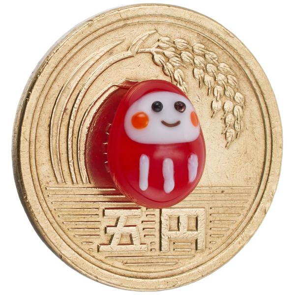 【ご購入後の当店からの連絡はご登録のメールアドレスに通知いたします。必ずご確認ください】【商品概要】サイズ:だるま…9×7mm注意事項:一点一点手作りの為、お届けの商品が写真とイメージ・顔つきなどが多少異なることがございます。<br&...