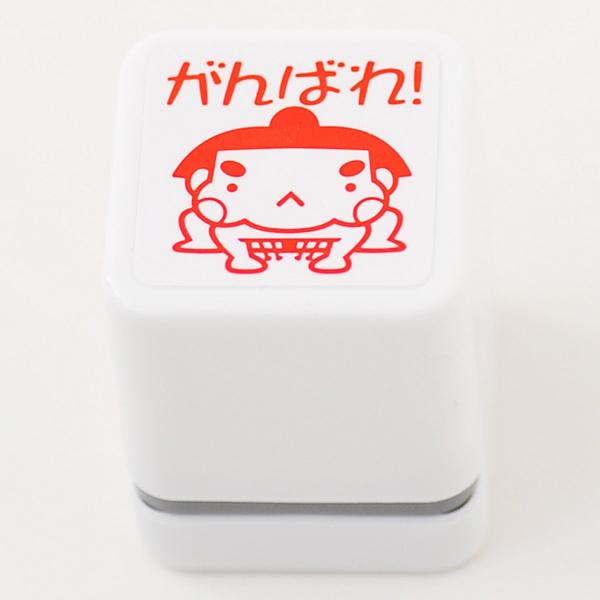 【ご購入後の当店からの連絡はご登録のメールアドレスに通知いたします。必ずご確認ください】【商品概要】【シリーズ】ごほうびスタンプ ちょっと大きめ【サイズ】W35×D35×H45mm【印面サイズ】25mm角【インク色】朱色 / 補充可能【形式...