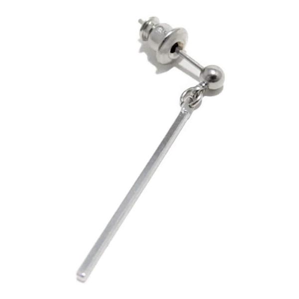 【ご購入後の当店からの連絡はご登録のメールアドレスに通知いたします。必ずご確認ください】【商品概要】【★デザイン★】シンプルながらも魅力的なショートバーのデザインのピアスです。王道の一品です！【★男女兼用★様々なシーンで活躍！】メンズでもレ...