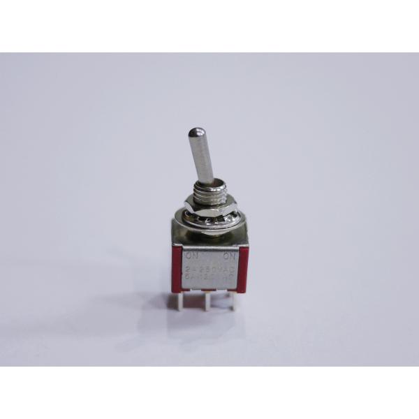 【ご購入後の当店からの連絡はご登録のメールアドレスに通知いたします。必ずご確認ください】【商品概要】ミニスイッチ（ミニトグルスイッチ）、スイッチ部は棒状。２回路２接点、ON-ONタイプ。本体カラー：赤色（レッド）◆全長：約33mm（端子部含...
