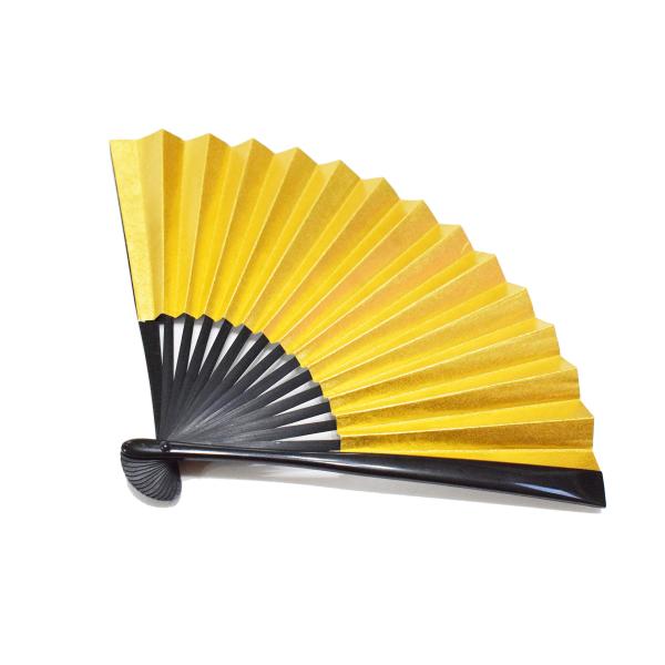 【ご購入後の当店からの連絡はご登録のメールアドレスに通知いたします。必ずご確認ください】【商品概要】婚礼用にお祝いに欠かせない末広です。 左胸の下、帯の間に挟んで使います。素材 骨プラスチィック製品 地紙:金銀着用用途 留袖 色留袖 訪問着...